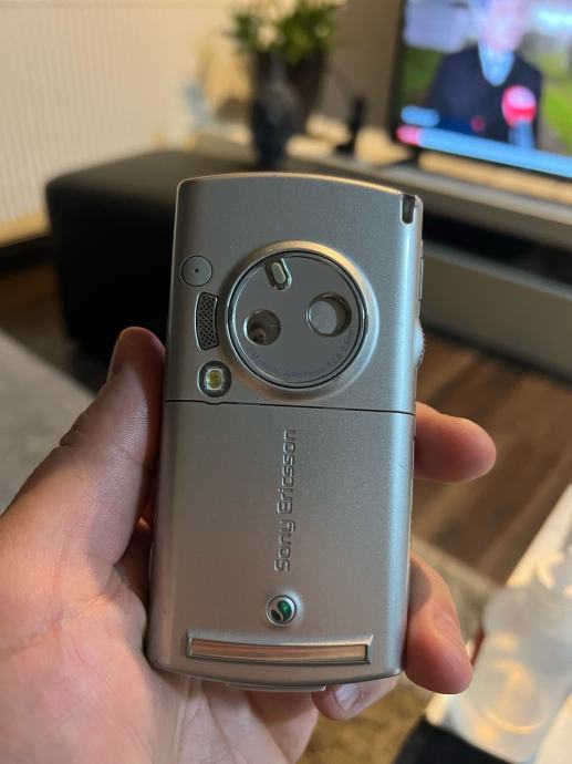 Sony Ericsson P990i