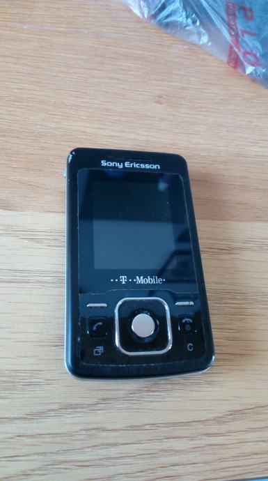 Sony Ericsson t303 t-mobil. Simpa bon bon