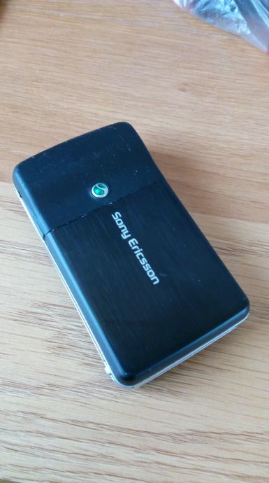 Sony Ericsson t303 t-mobil. Simpa bon bon