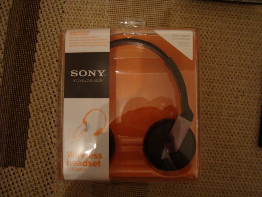 Sony Xperia Z & Sony Wireless Headset