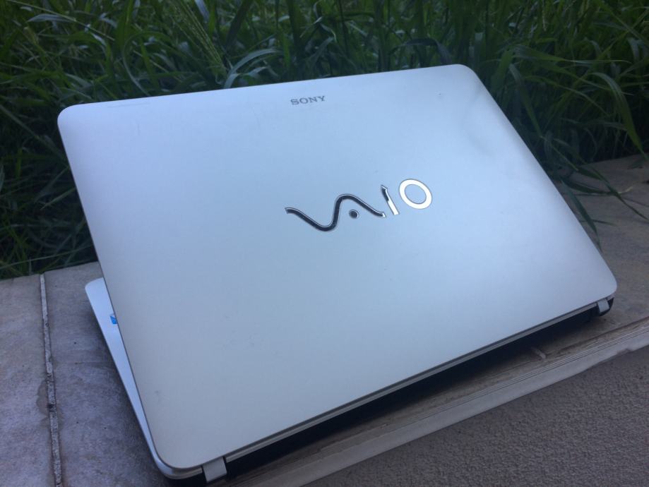 laptop Sony Vaio SVF142C29M bijeli 14,0 1600 x 900 rezolucija
