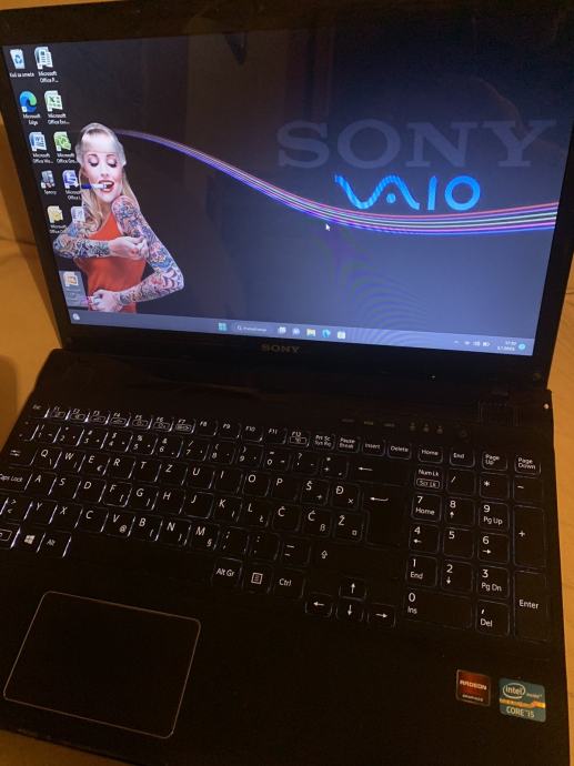 Sony Vaio 15.6 i5 CPU 8GB RAM 480GB SSD (nov), Win 11, LED tipkovnica