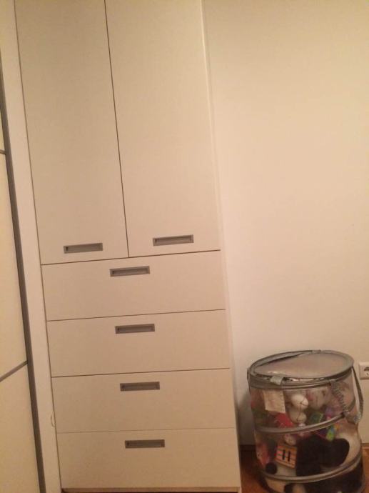 Bijeli visoki ormar 80*40*252cm