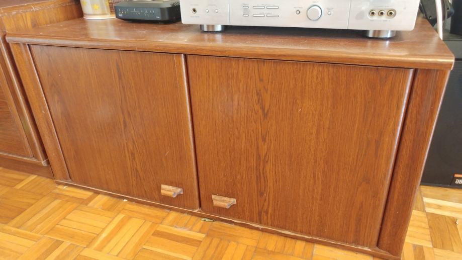 Drveni ormar + elementi