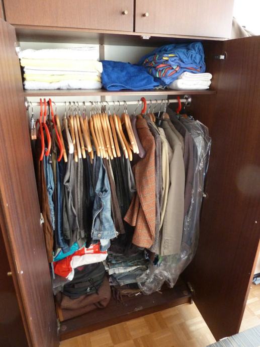 Dva dvokrilna ormara