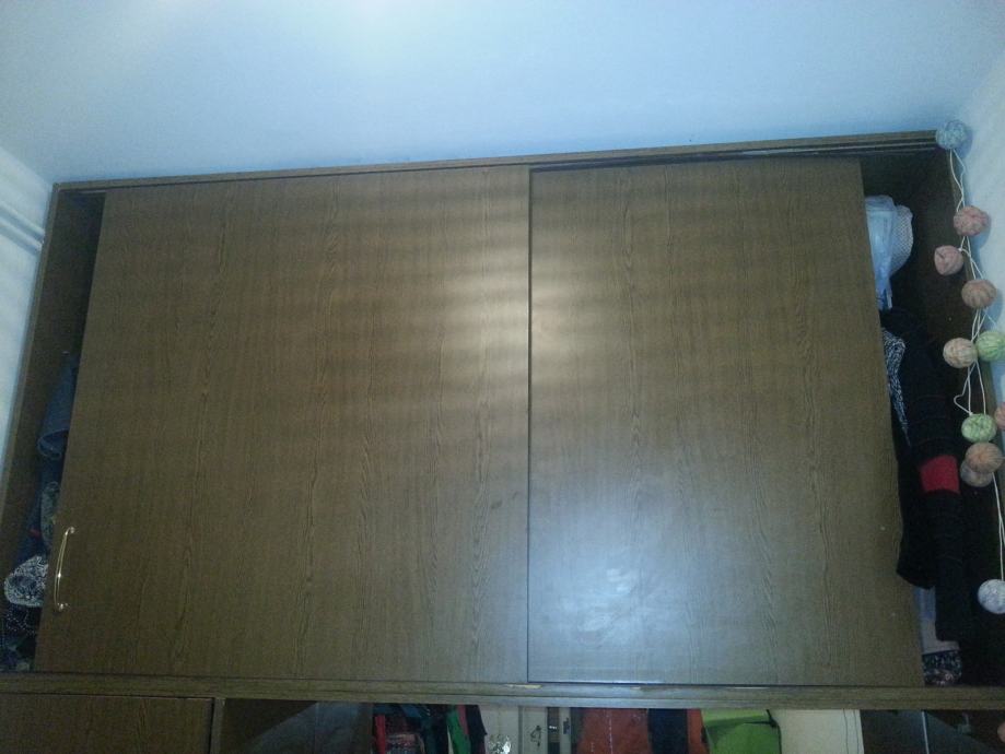 Garderobni ormar-most - POKLANJAM