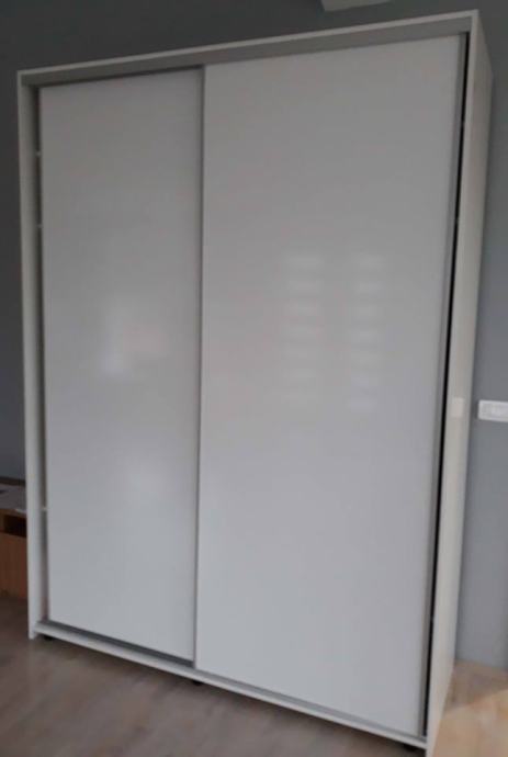 bolan Agnes Gray prije Krista bijeli ormar visoki sjaj motor zavisnost rutina