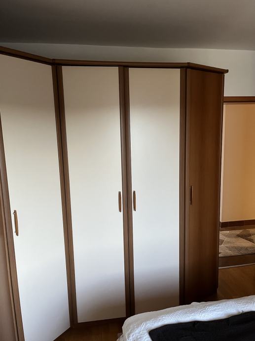 Alples - kutni ormar