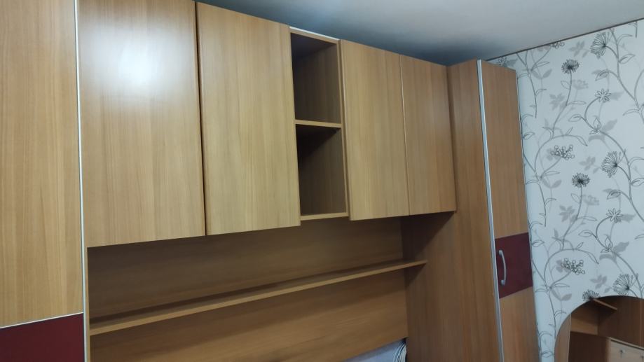 Alples spavaća soba