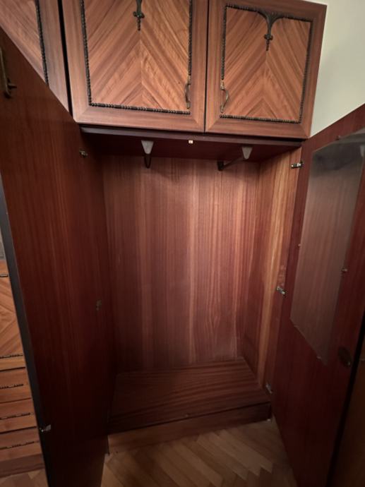 Ormar (može i prodaja pojedničanih dijelova)