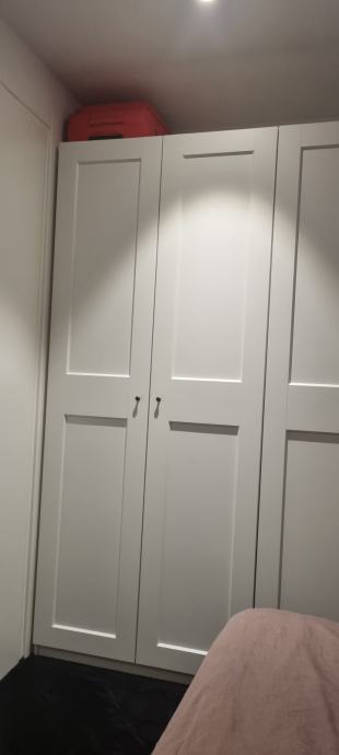 BIJELI ORMARI IKEA - korišteni svega par mjeseci