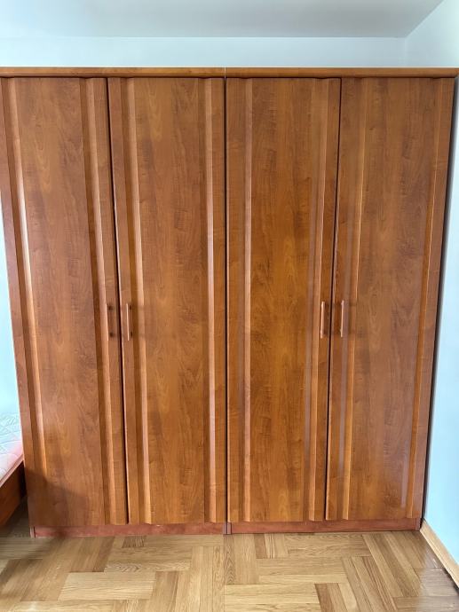 Drveni ormar 2x2 krila - korišten, kao nov