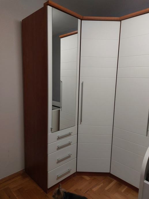 Kutni ormar za spavaću ili dječju sobu