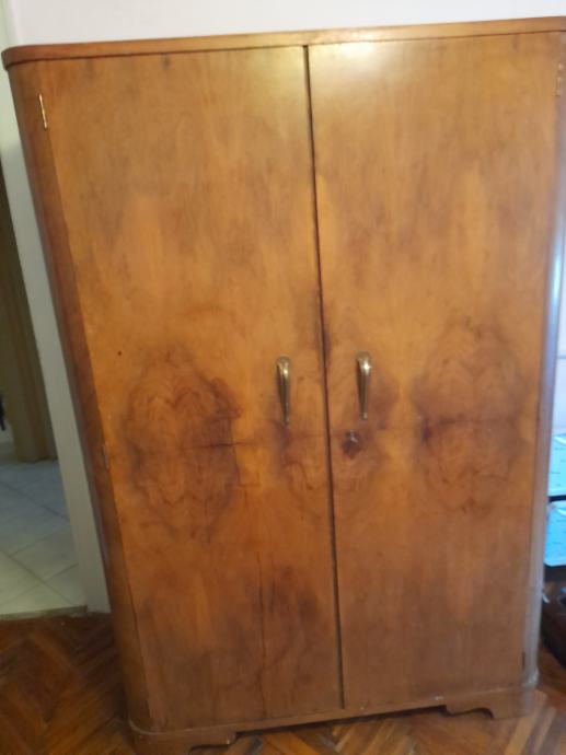 Ormar+komoda poklanjam