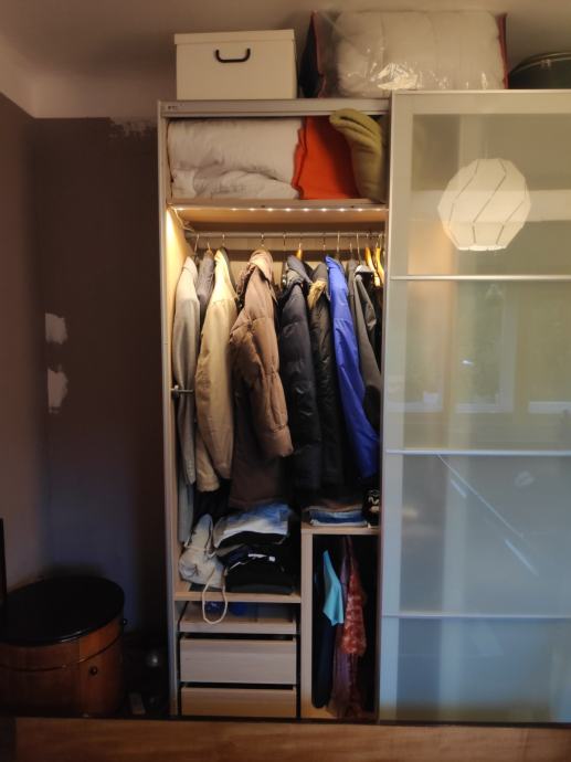 Ormar Pax, hrast, mutno staklo ***SNIŽENO***