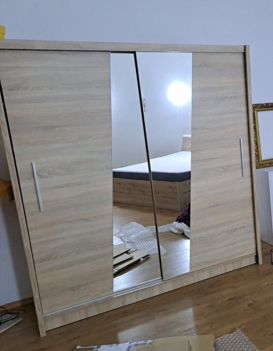 Ormar za spavaću sobu