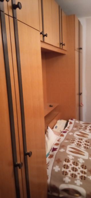 Ormari za spavaću sobu i krevet