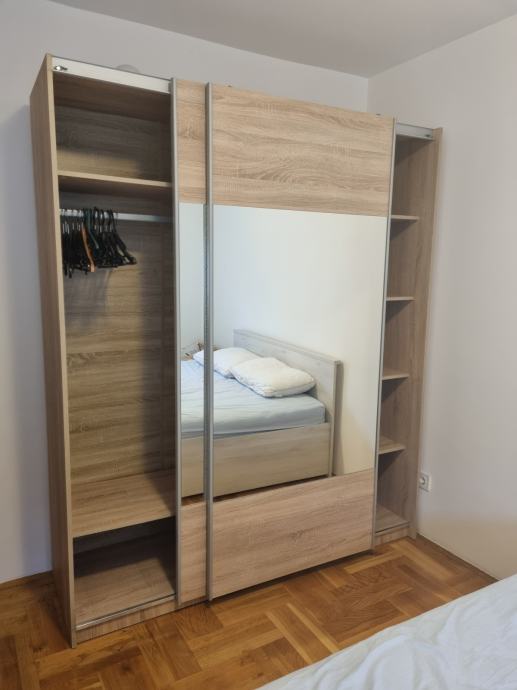 Prodajem ormar, dimenzije 210x170x50