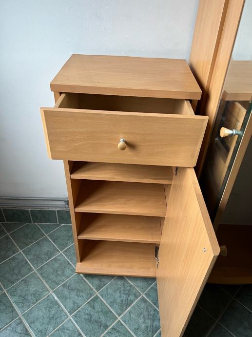 Samostojeći ormar i komoda