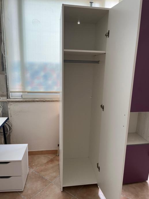 SAMOSTOJEĆI ORMAR, ORMAR