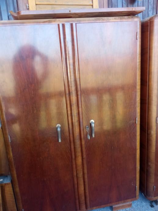 Starinski ormari 2 kom