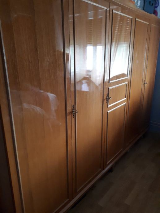 Trokrilni ormar-puno drvo