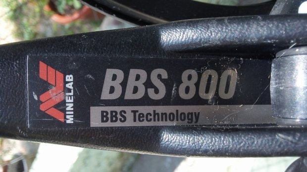 Detektor metala Minelab Excalibur 800