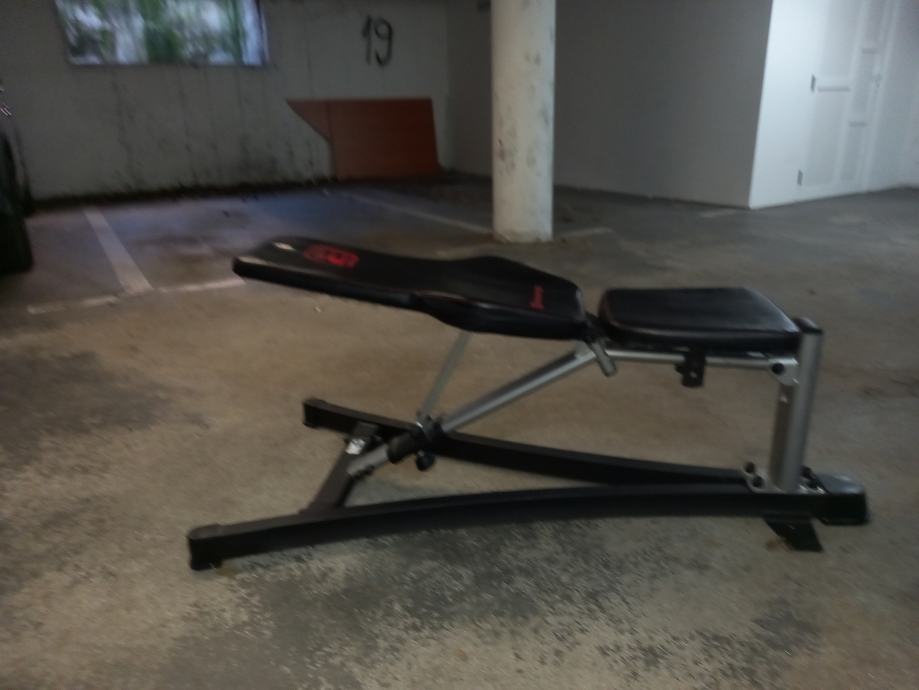 Energetics bench podesivo crno