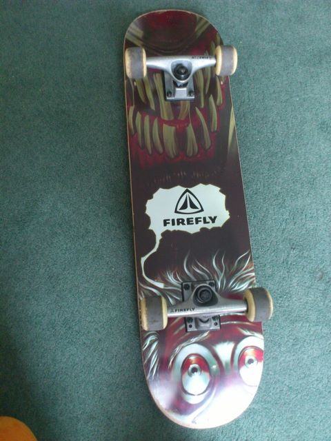 Skateboard Firefly