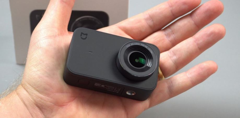 Xiaomi Mi Action Camera 4K u kompletu s gimbalom i podvodnim kućištem