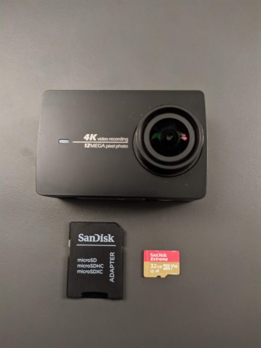 Xiaomi Yi 4K Action Camera akcijska kamera + 32GB SDHC Sandisk kartica