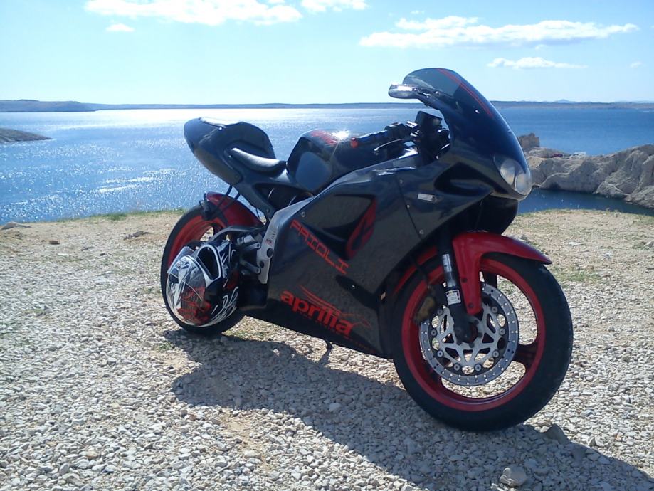 Aprilia rs 125 cm3, 2000 god.