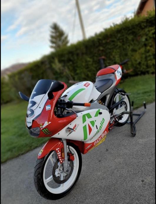 Aprilia RS80 Max Biaggi Replica, 2000 god.