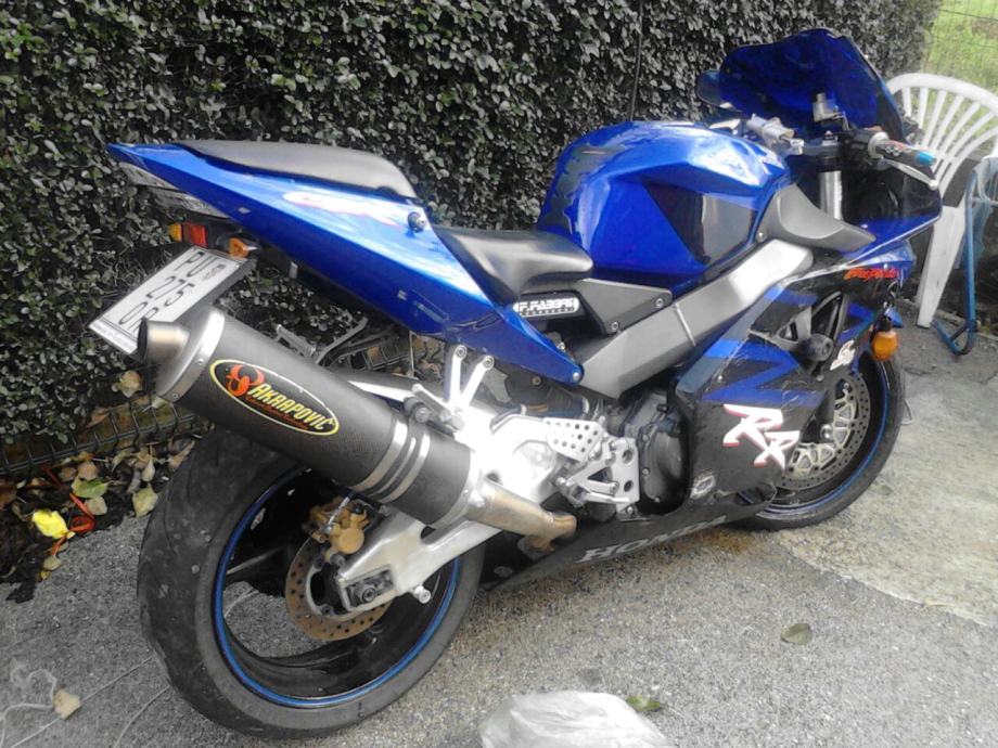 Honda 954 RR 954 cm3 HITNO, 2003 god.