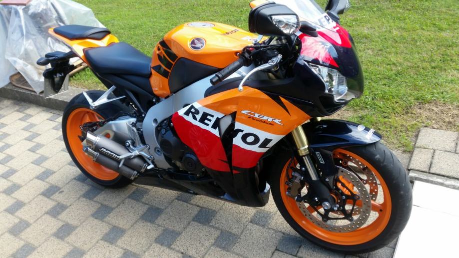Honda CBR 1000 rr repsol, 2012 god.