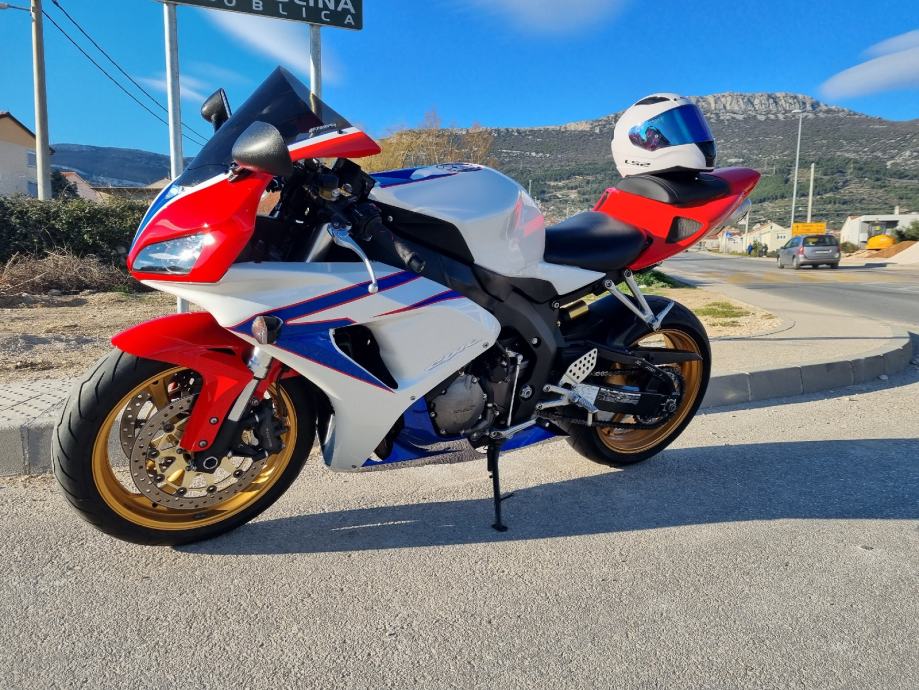 Honda CBR 1000RR sc57, 2006 god.