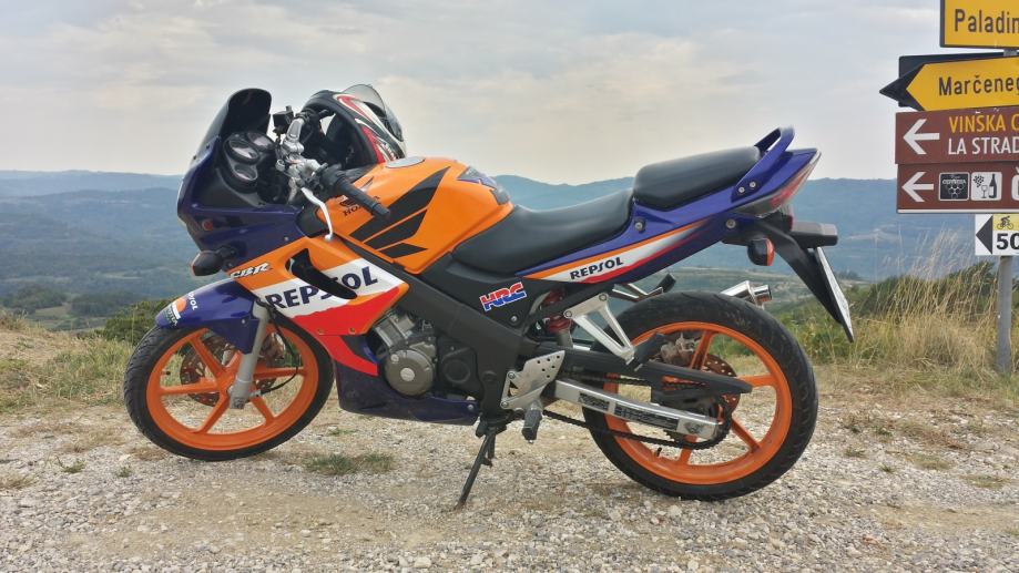 Honda CBR 125 REPSOL [moguća dostava], 2005 god.