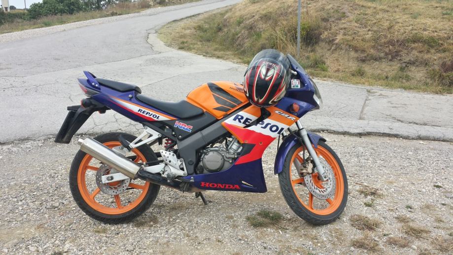 Honda CBR 125 REPSOL [moguća dostava], 2005 god.