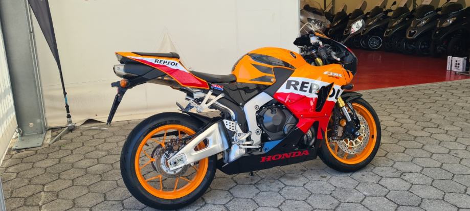 Honda CBR 600 RR ABS REPSOL 600 cm3, 2016 god.