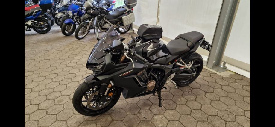 Honda CBR 650 RA ABS TC SC 650 cm3, S GARANCIJOM, 2021 god.