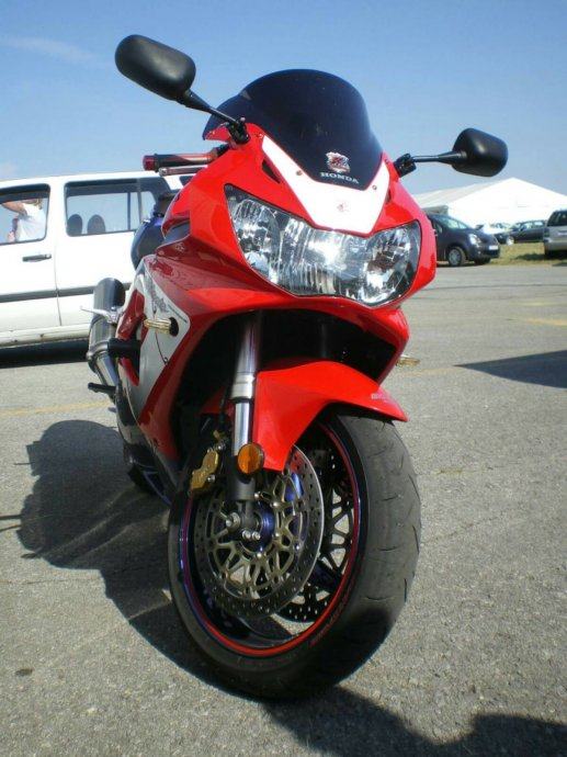 Honda CBR 929 RR, 2001 god.
