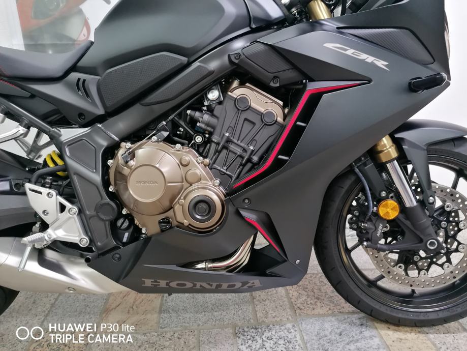 Honda CBR650RA ABS TC SAMO 200 KM VRHUNSKO STANJE KO NOVO 649 cm3, 2020 ...
