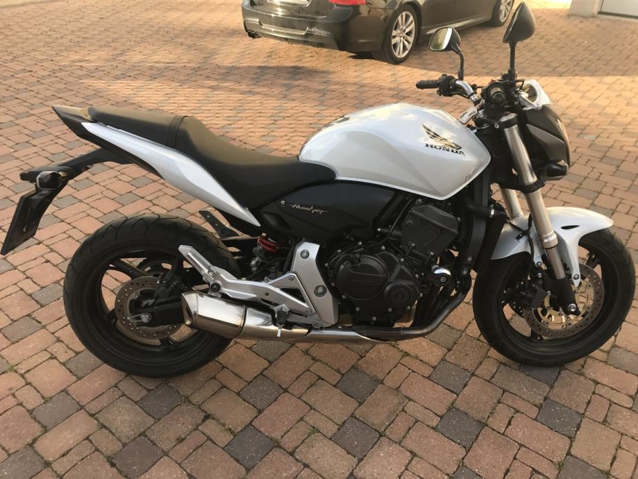 Honda Hornet CB600F 599 cm3, 2012 god.