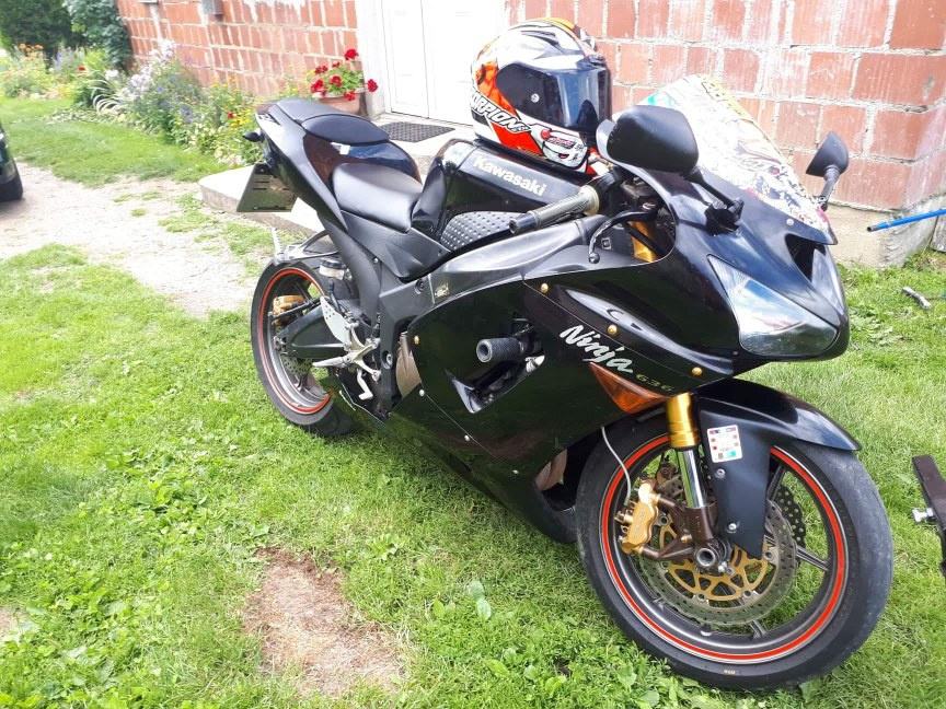Kawasaki 636 636 cm3, 2006 god.
