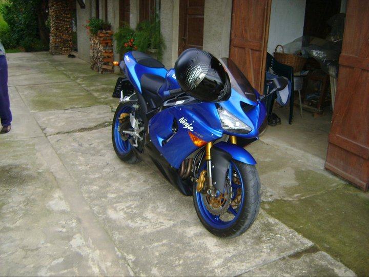 Kawasaki ninja 636 cm3, 2005 god.