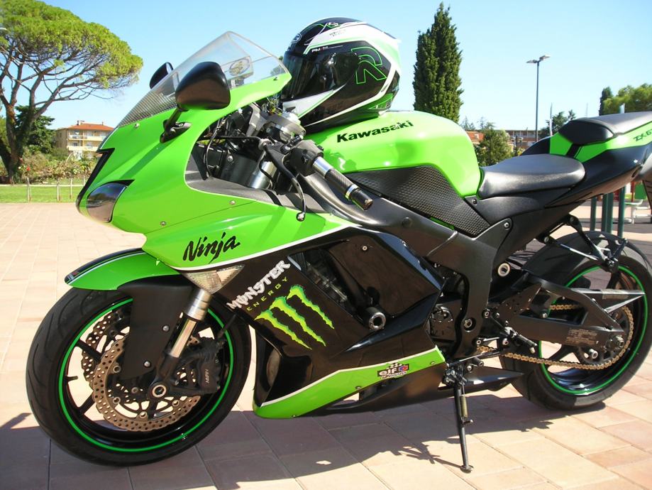 Kawasaki Ninja Racing green ZX6R 2008., 2008 god.