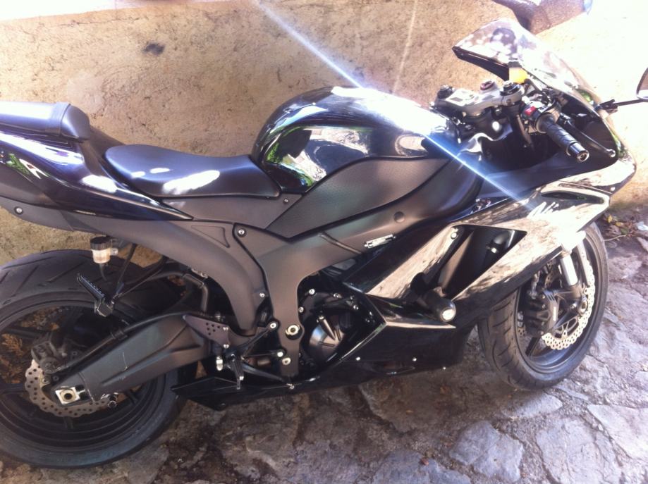Kawasaki ninja zx-6r 600 cm3, 2008 god.