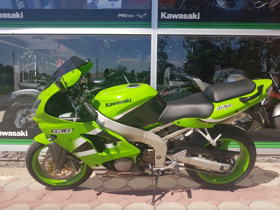 Kawasaki NINJA ZX636R 636 cm3, 2002 god.