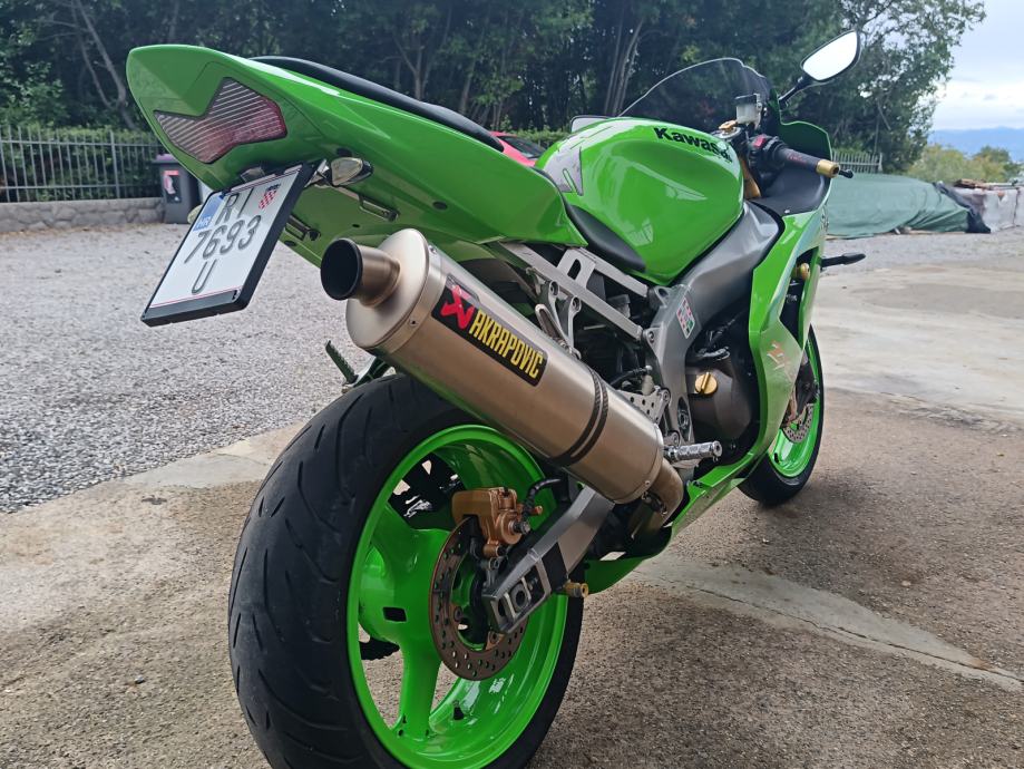 Kawasaki Ninja ZX6RR, 2003 god.