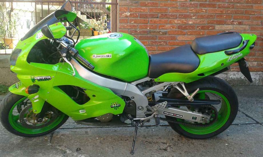 Kawasaki Ninja ZX9R 900 cm3, 1999 god.